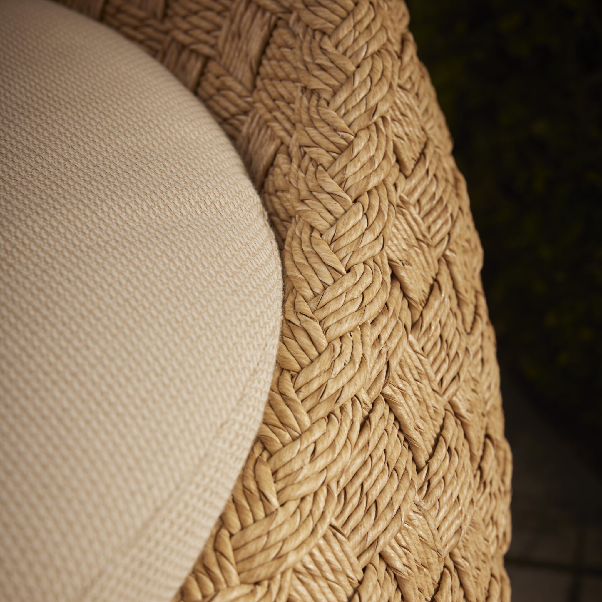 Outdoor Donut Chair - Osier Belle